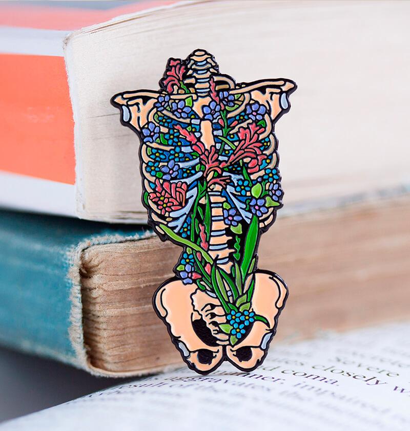 Anatomical rib cage enamel pin - Medical Gift - Codex Anatomicus
