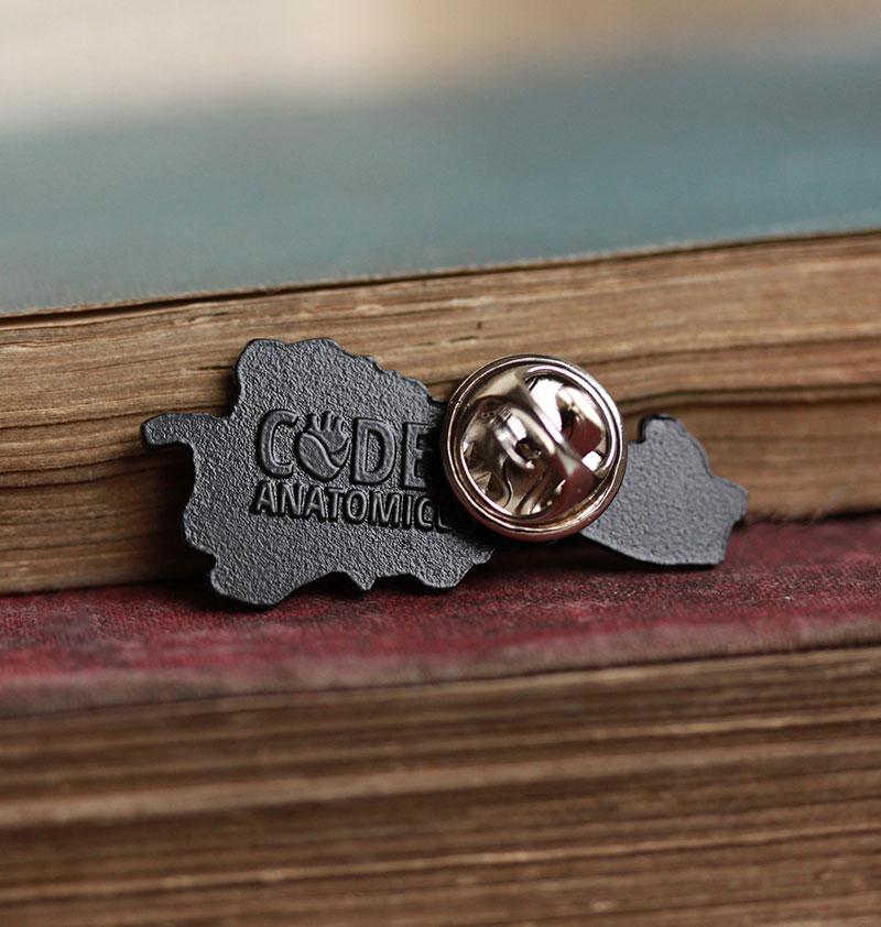 Anatomical spine enamel pin - Medical Gift - Codex Anatomicus
